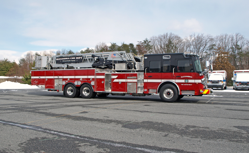 2013 Spartan 93' Mid Mount Spartan Gladiator - FESCO